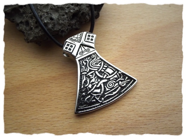 Anhänger "Wikingeraxt" - Aus Edelstahl